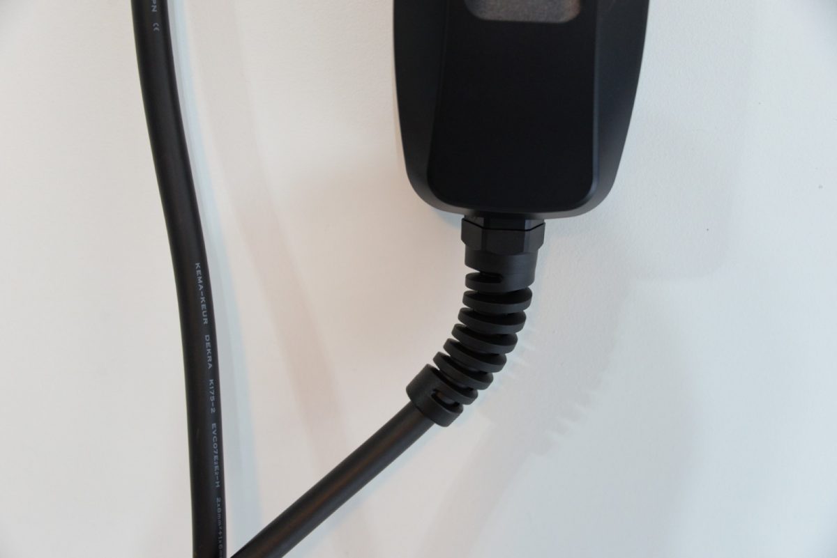 Lectron 40 AMP (Portable) EV Charger Full Review - EVchargerReviews.net