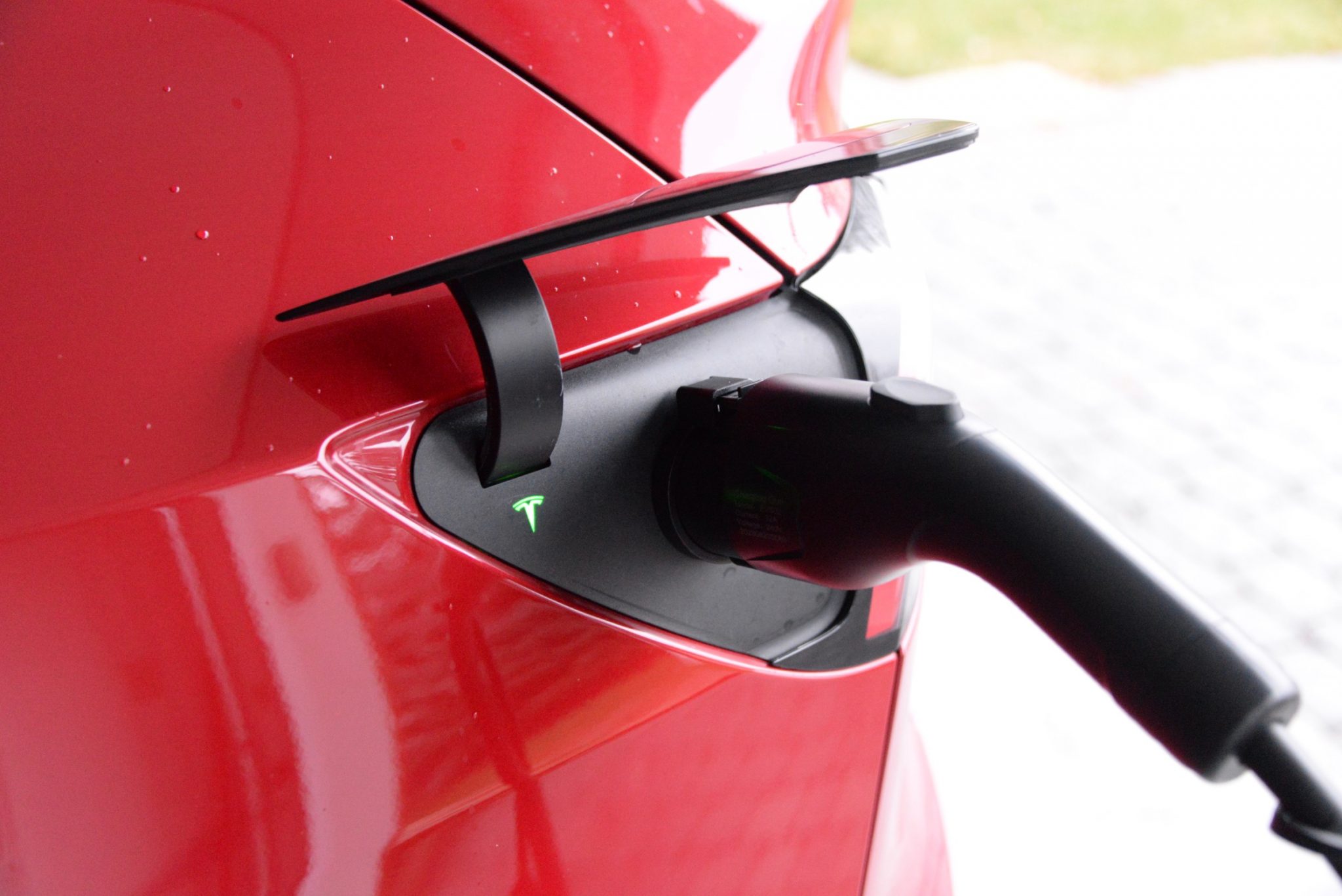 Tera for Tesla P01 Portable EV Charger - Full Review - EVchargerReviews.net