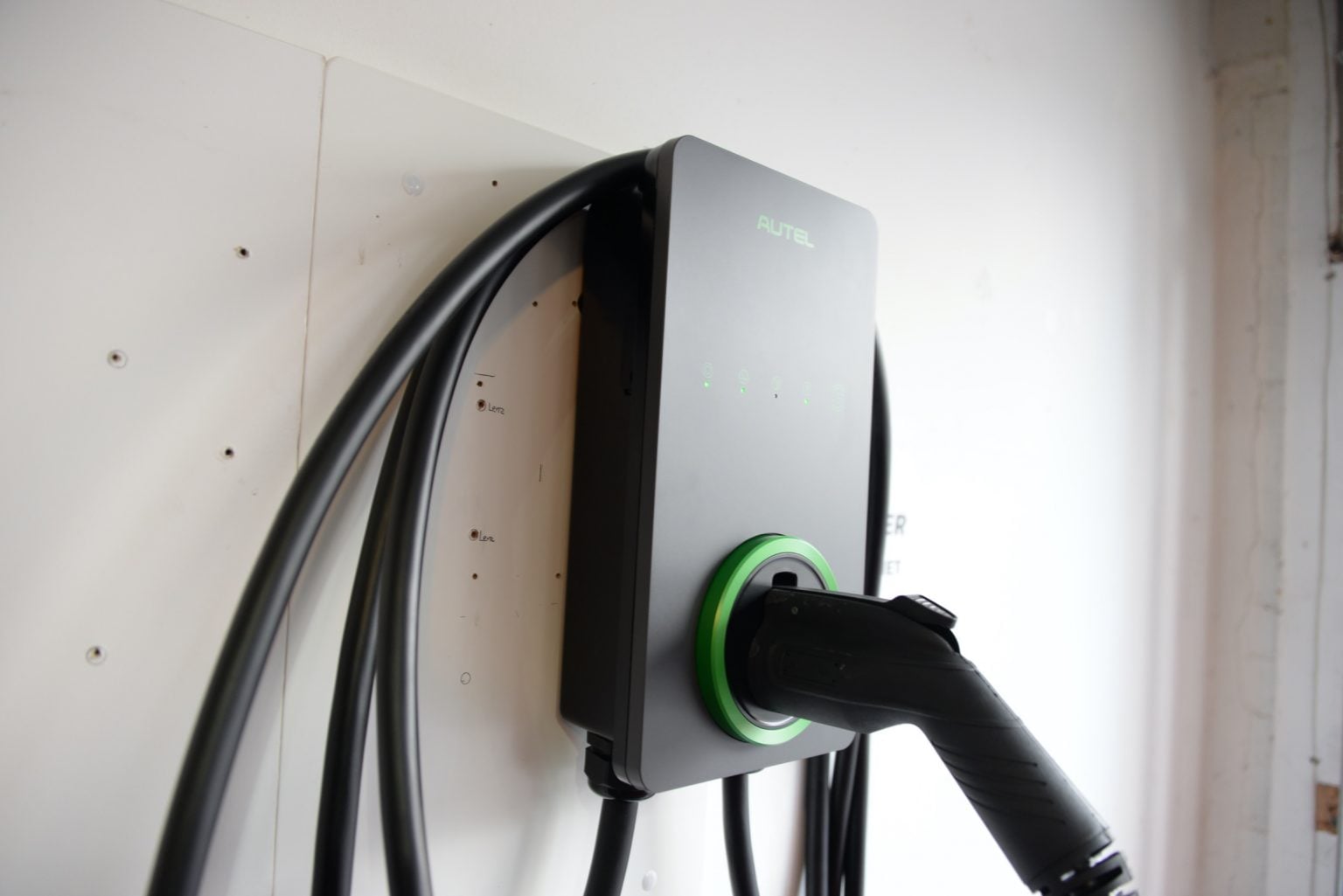 Autel MaxiCharger AC Lite - Full Review - EVchargerReviews.net