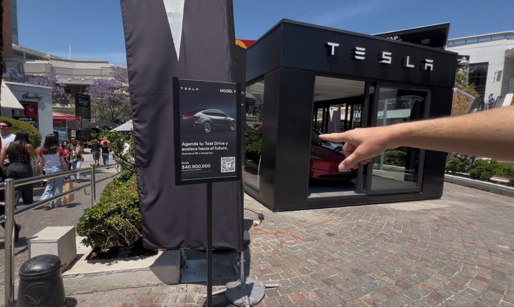 Tesla Showrooms in Chile - Visiting Tesla's First South American Market ...
